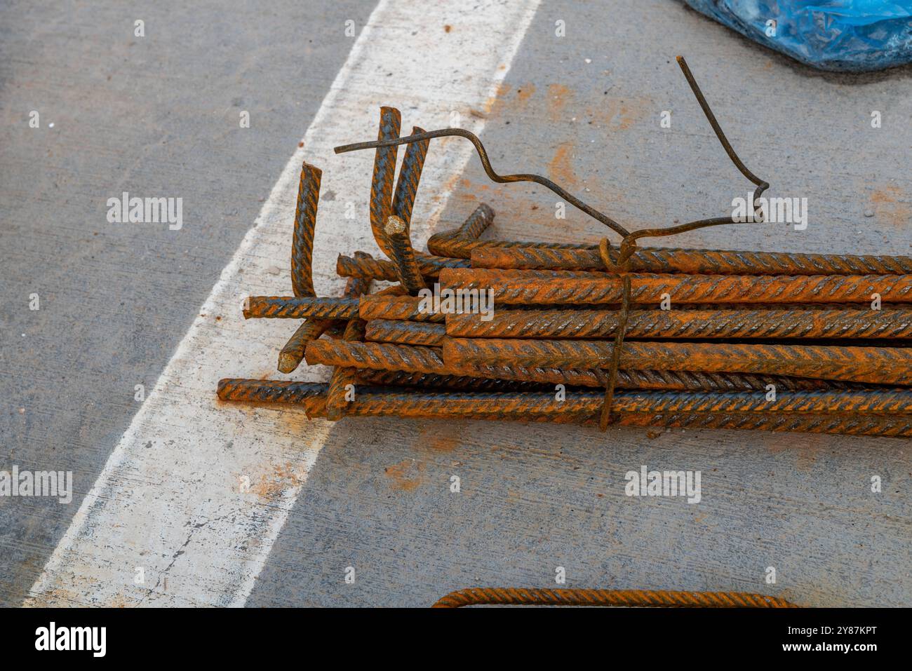 reinforced concrete reinforcement consists of steel bars with improved ...