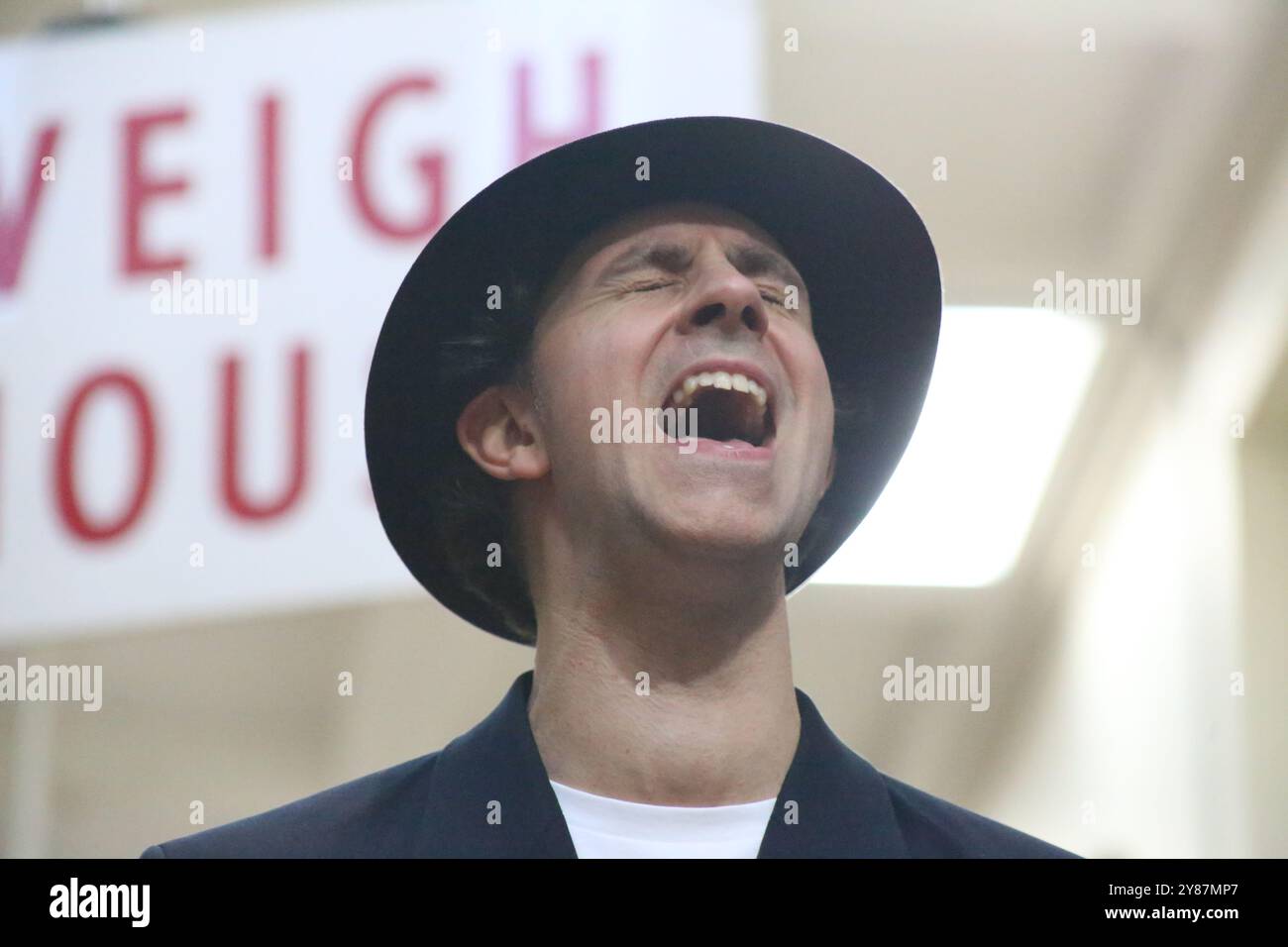 Maxïmo Park Band surprise acoustic performance of new album Stream of ...