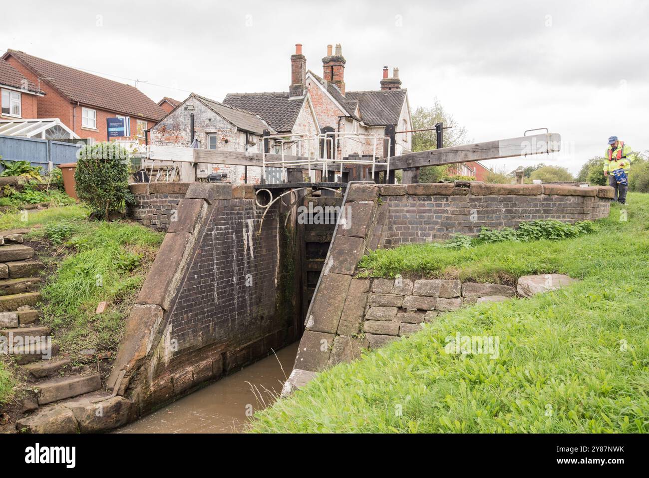 Wardle canal aka middlewich arm hi-res stock photography and images - Alamy
