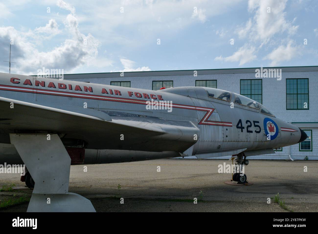 Vintage military vehicles hi-res stock photography and images - Alamy
