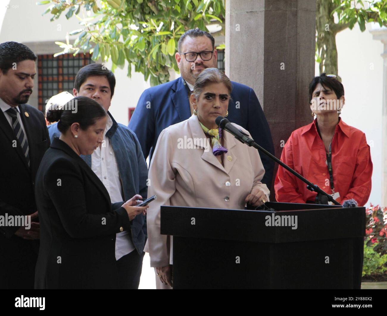 Felix wong hi-res stock photography and images - Alamy