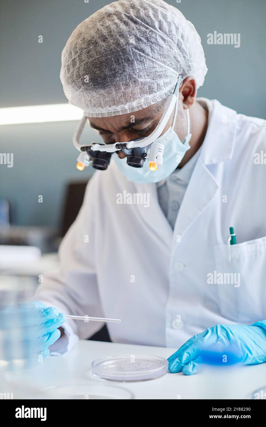 Studying microscopic organisms hi-res stock photography and images - Alamy