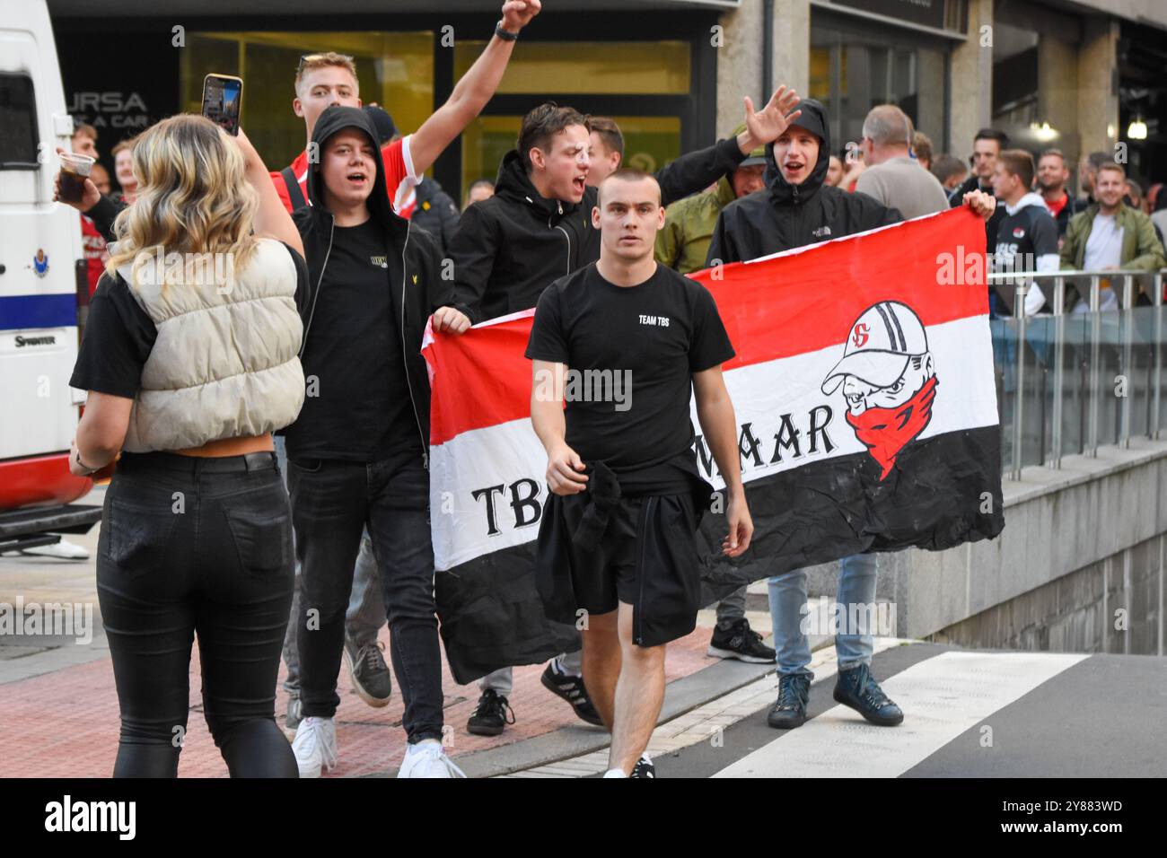Az fans beer hi-res stock photography and images - Alamy