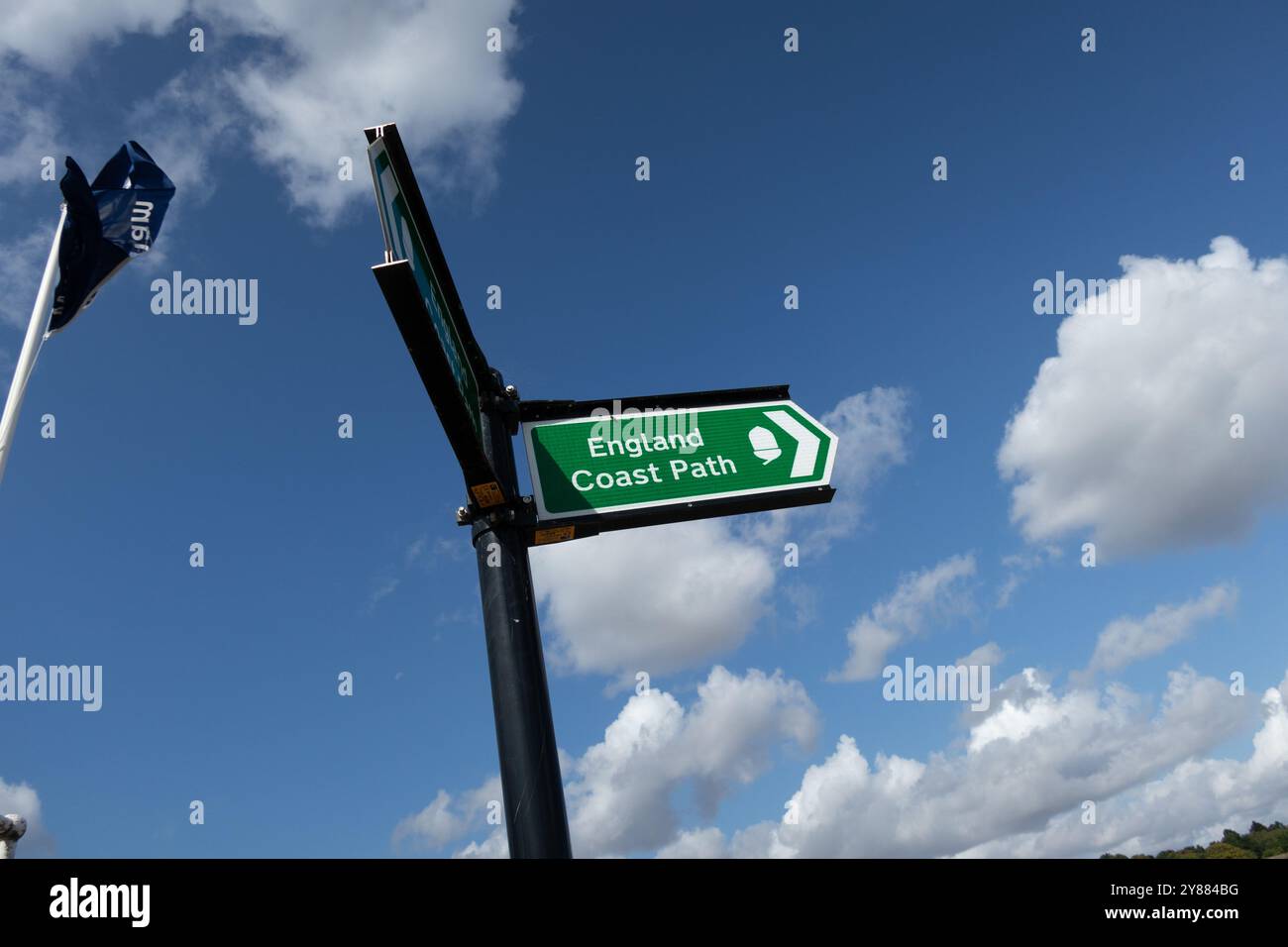 England coast path sign with acorn agains blue sky Chatham Kent Stock ...