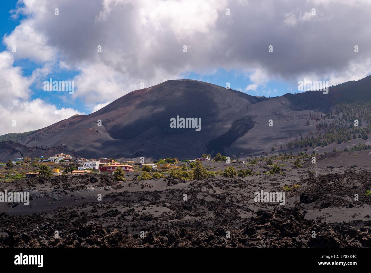 Volcan tajogaite eruption hi-res stock photography and images - Alamy
