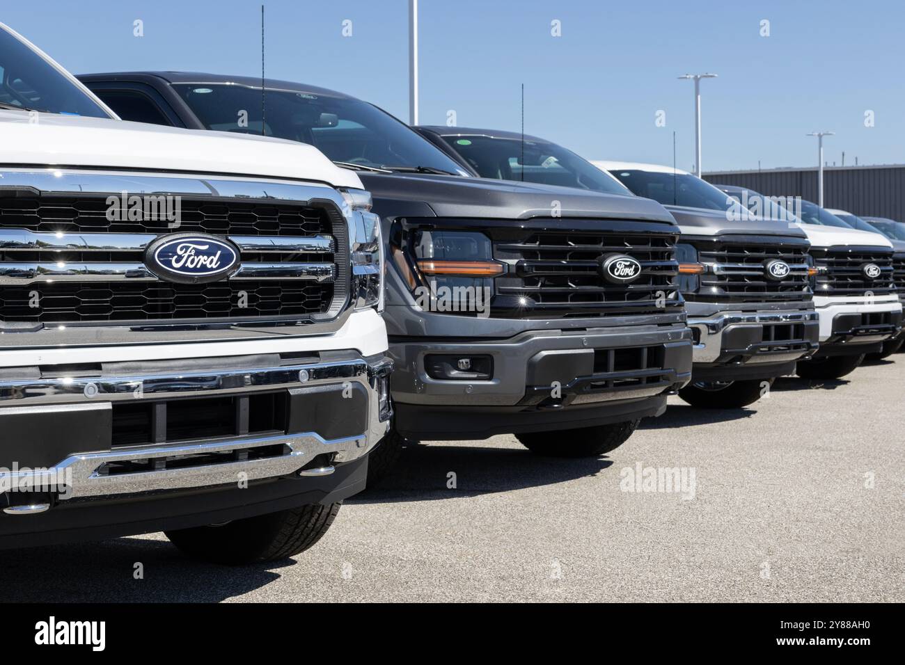 Lafayette - October 2, 2024: Ford F-150 4X4 SuperCrew at a dealership ...