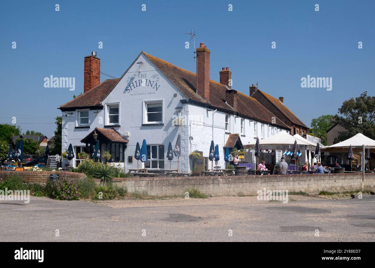 The Ship Inn, Langstone, Hampshire, UK Stock Photo - Alamy