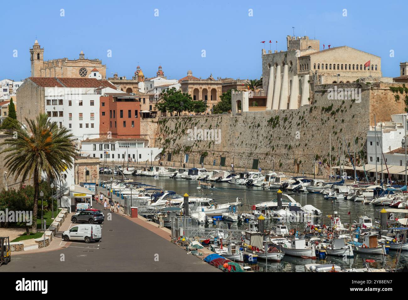 Harbor centre marina hi-res stock photography and images - Alamy