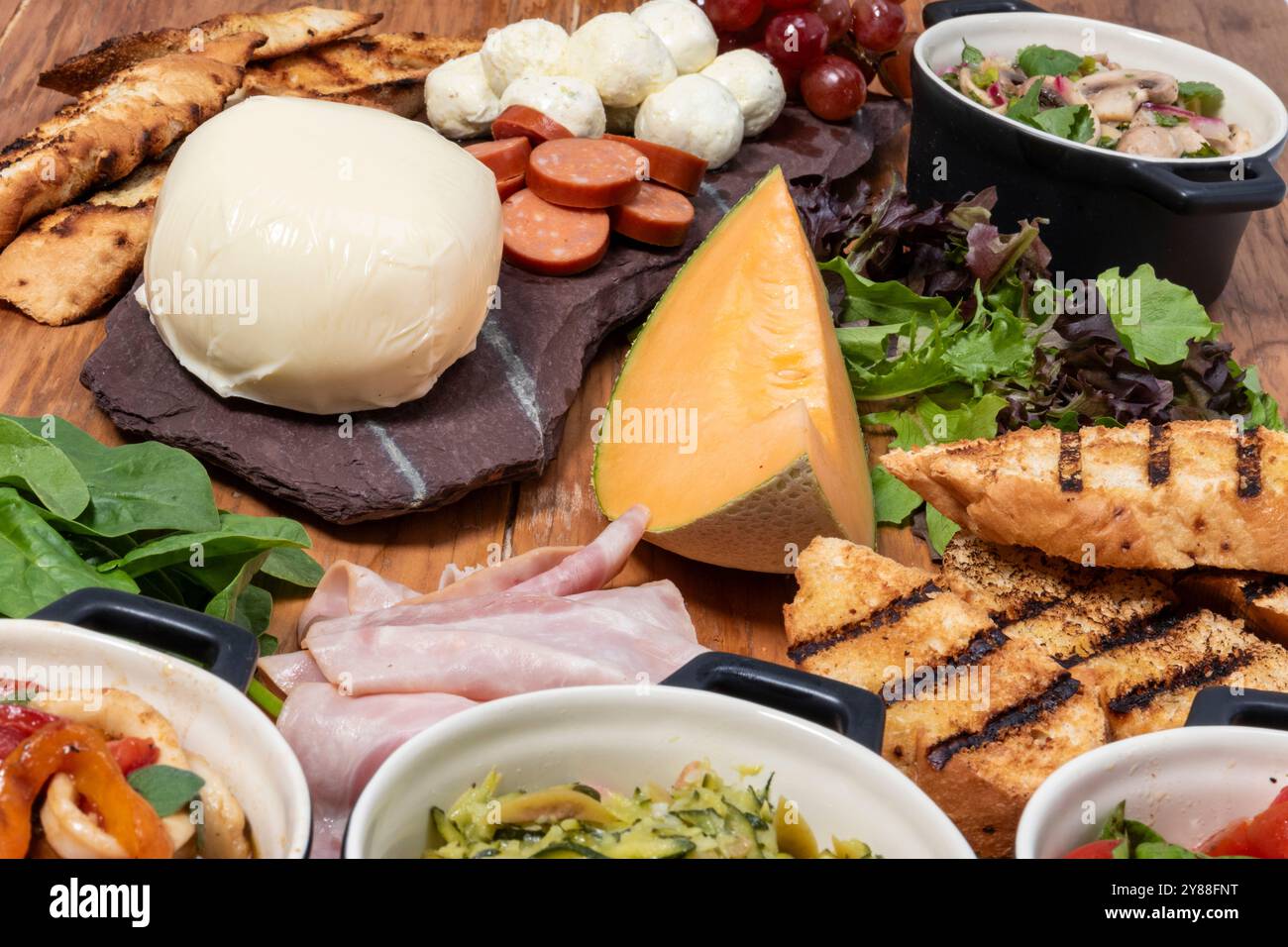 Cold cuts on display hi-res stock photography and images - Alamy