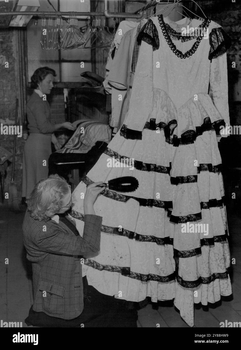 Mrs heather hume hi-res stock photography and images - Alamy