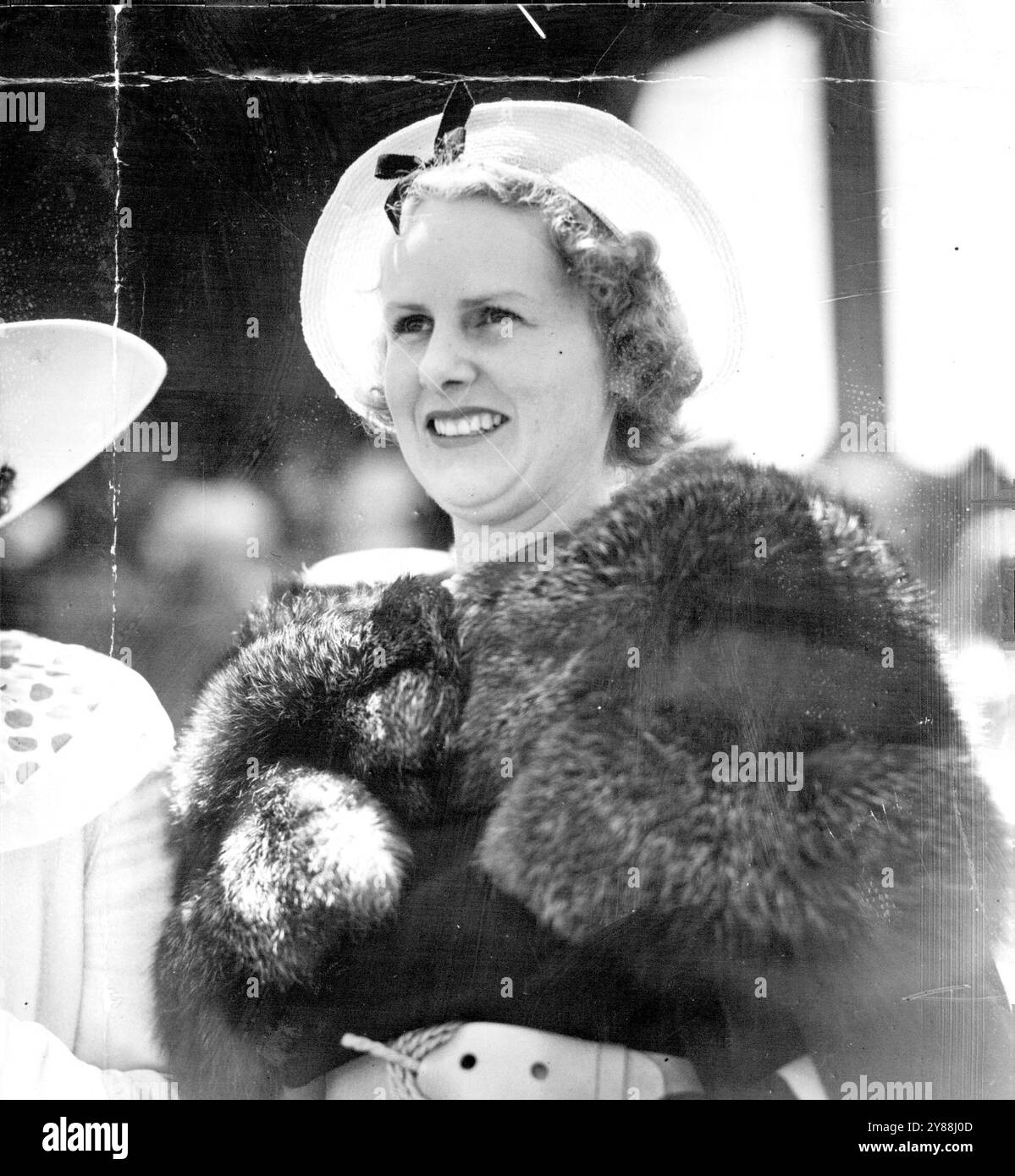 Furs were worn by Mrs. M. H. Baillieu at Flemington on Saturday ...