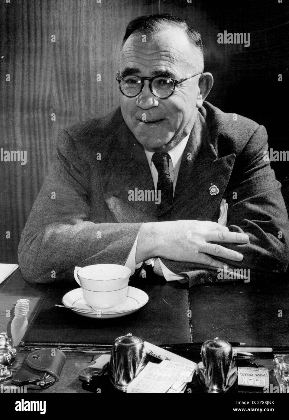 One of the outstanding swimmers Australia has produced, Sir Frank ...