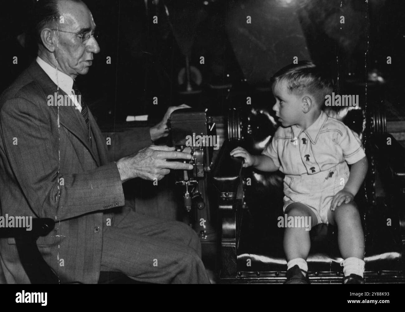 Mr george davies hi-res stock photography and images - Alamy