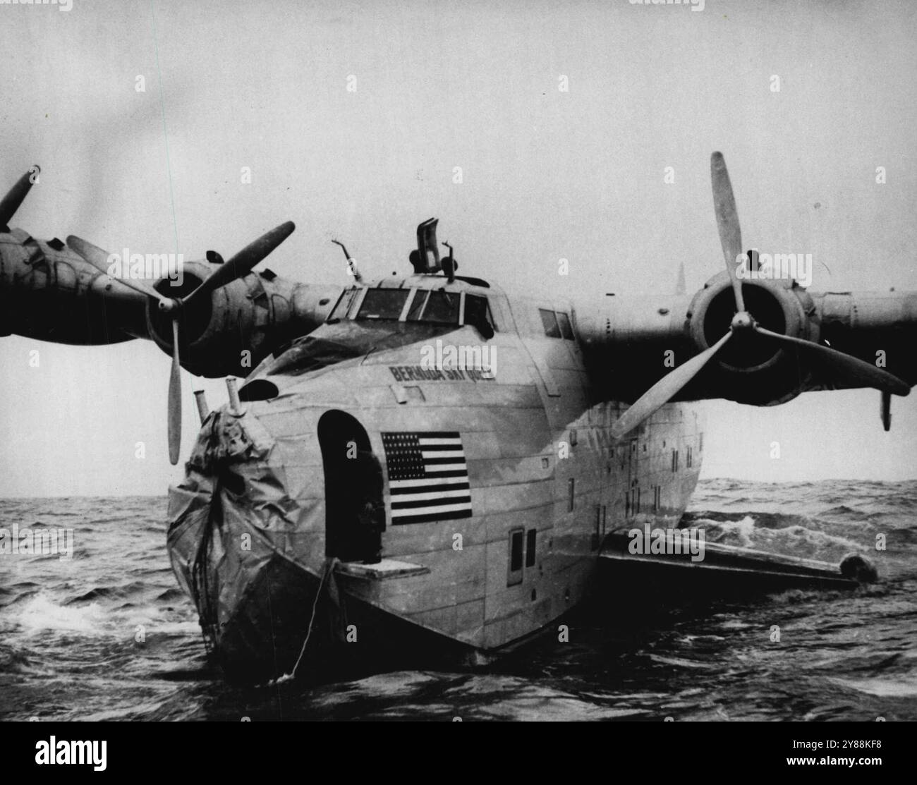 425a crashed flying boats hi-res stock photography and images - Alamy