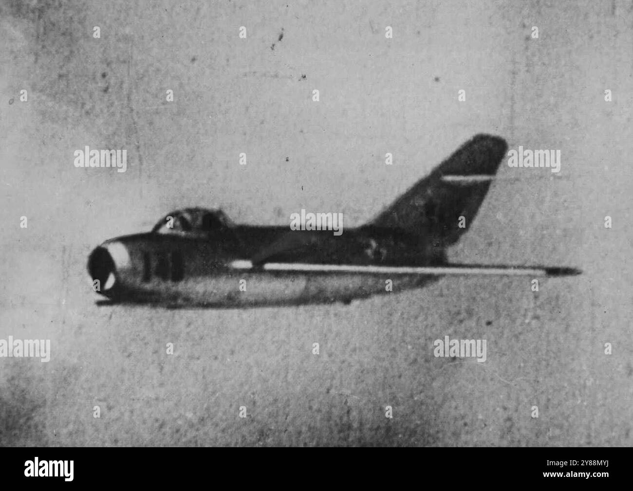 Russia's Fastest Jets Revealed In Captured Photos In Korea - A MIG-15 ...