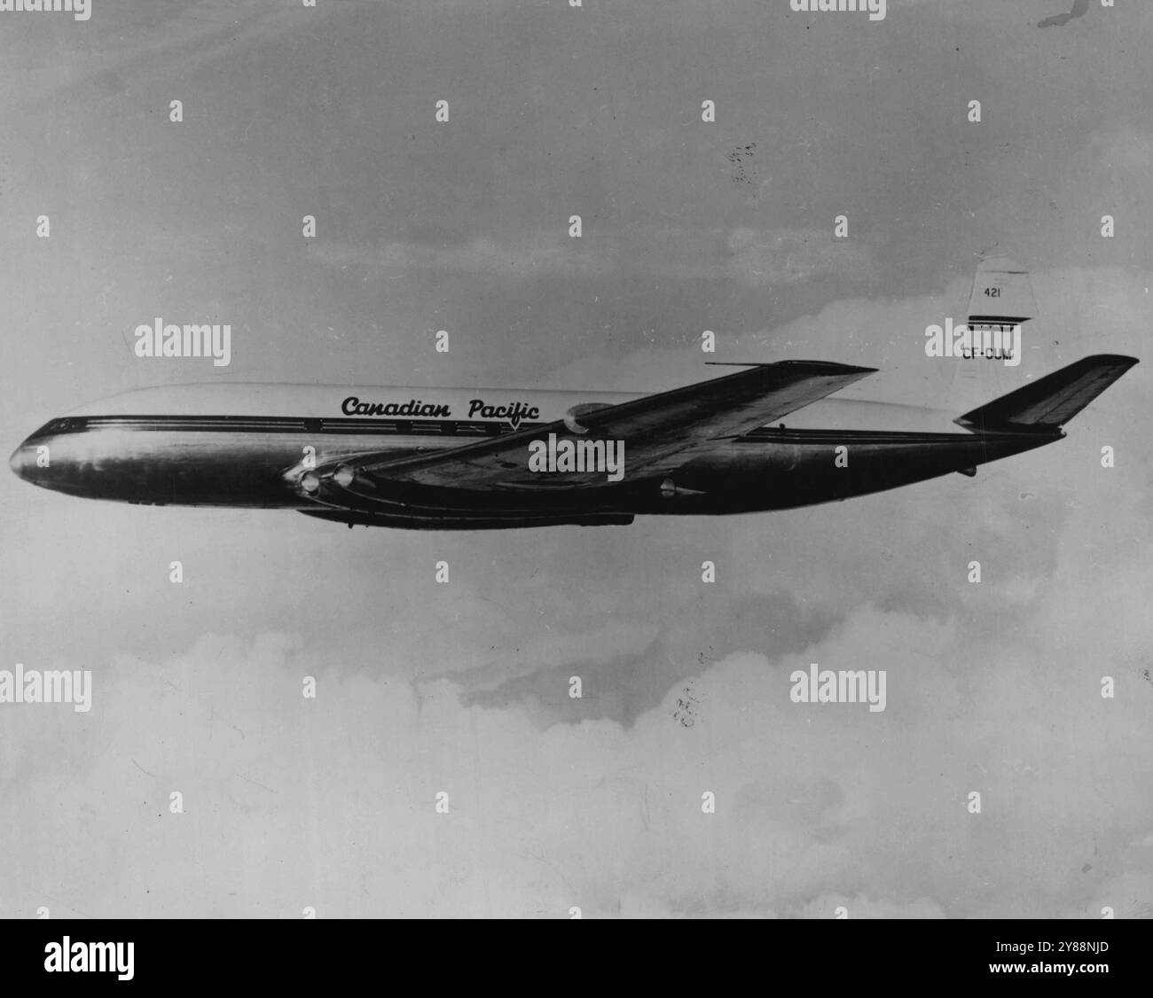 A Comet jet airliner in flight. February 23, 1953. (Photo by Canadian ...
