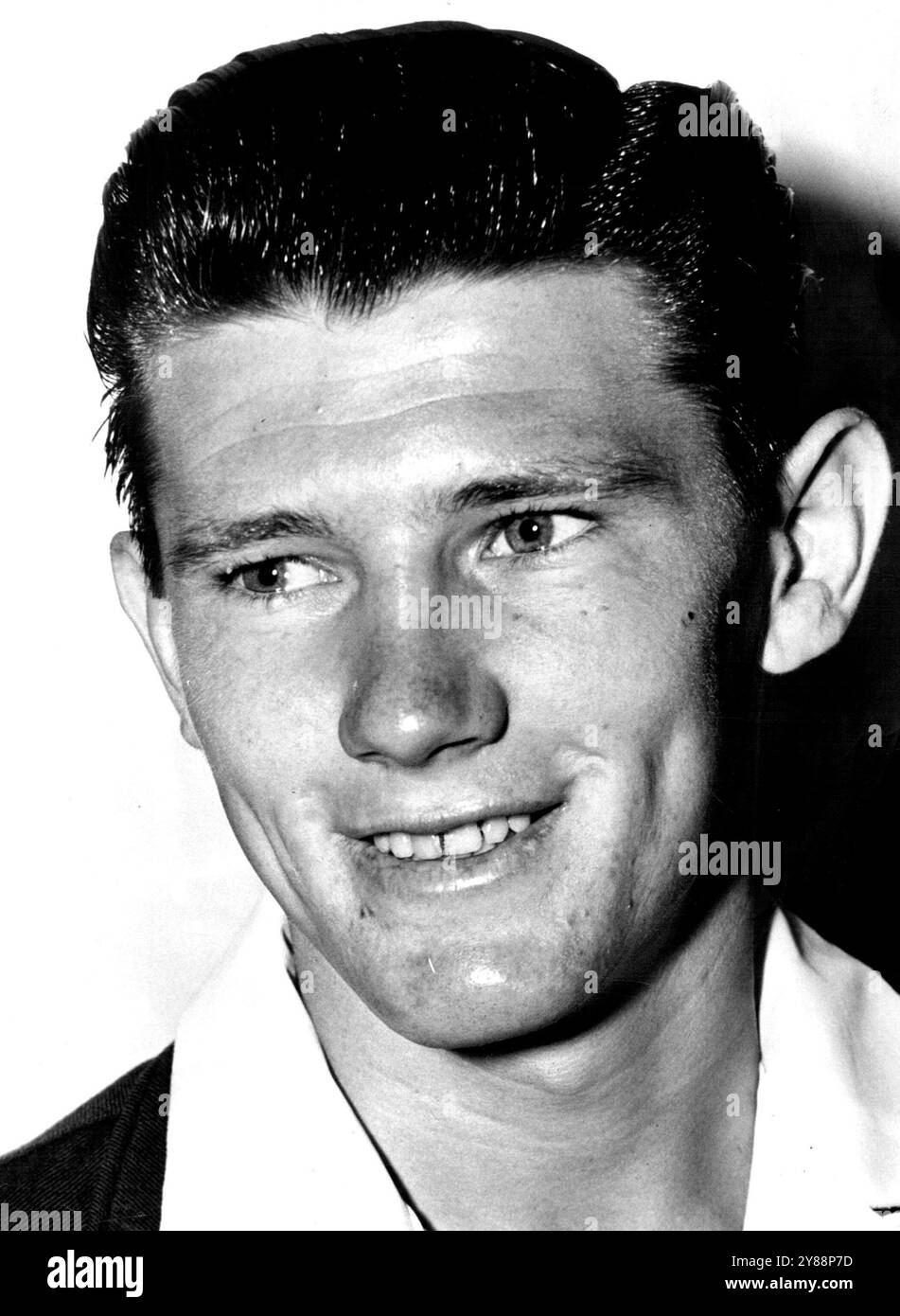 Jarrett stopped Australian flyweight champion Frank Bennett in the ...