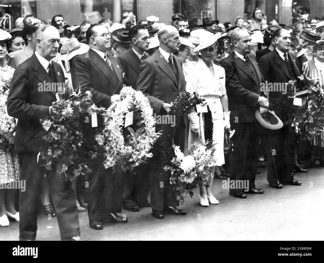 24 february 1945 hi-res stock photography and images - Alamy