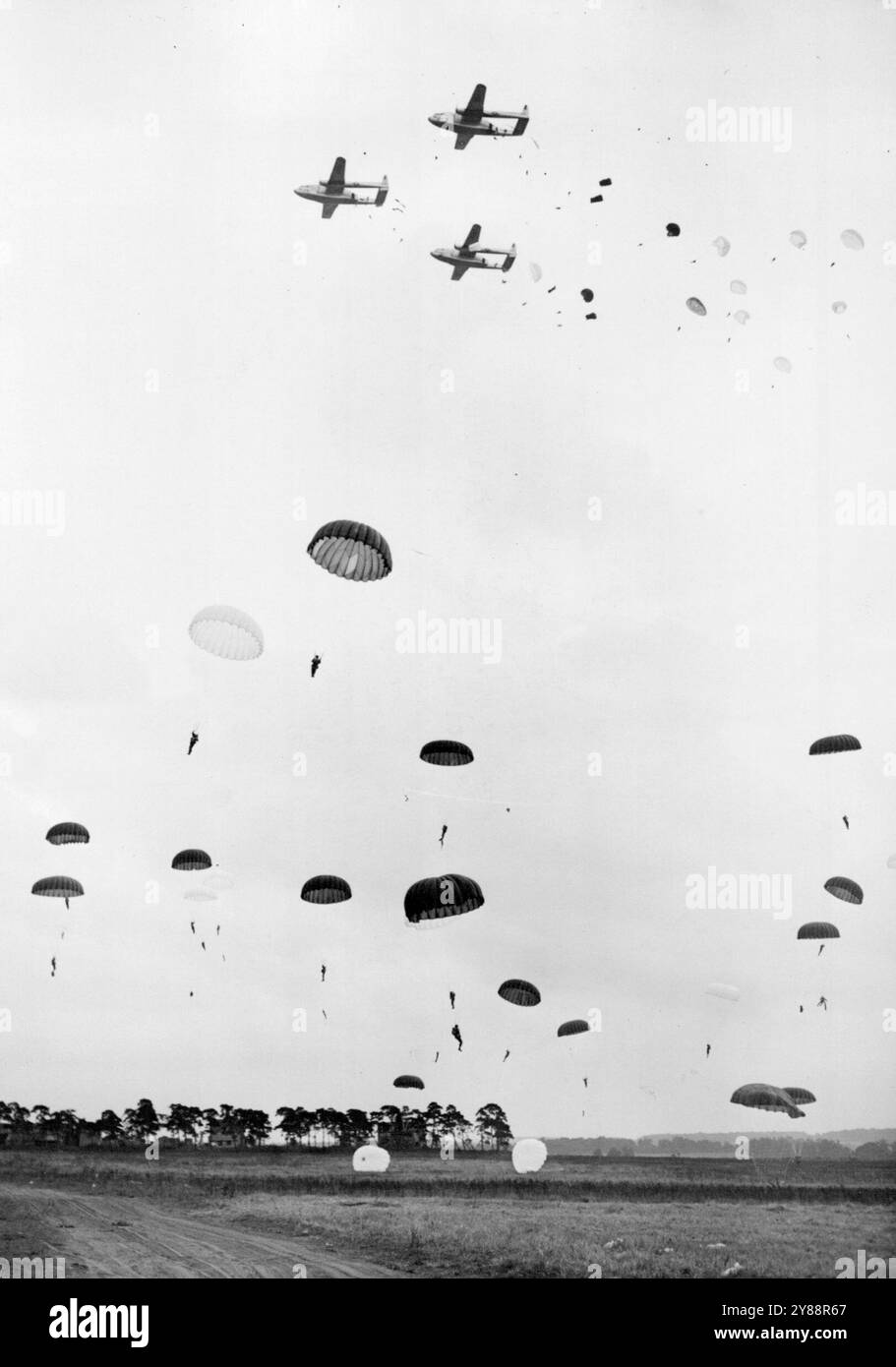 16th paratroop division hi-res stock photography and images - Alamy