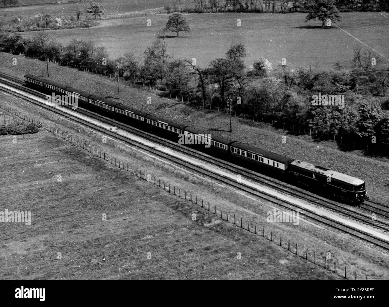 Britain's New Gas Turbine Railway Engine -- The New British Railways No ...