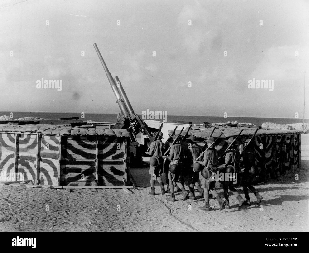 Australians about to man the Anti Aircraft guns at Haifa Palestine ...
