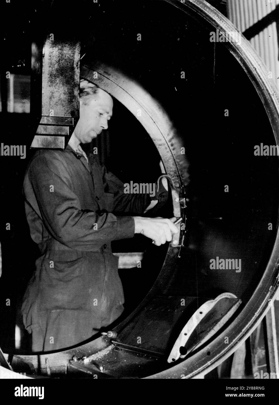 Ready soon Black and White Stock Photos & Images - Alamy