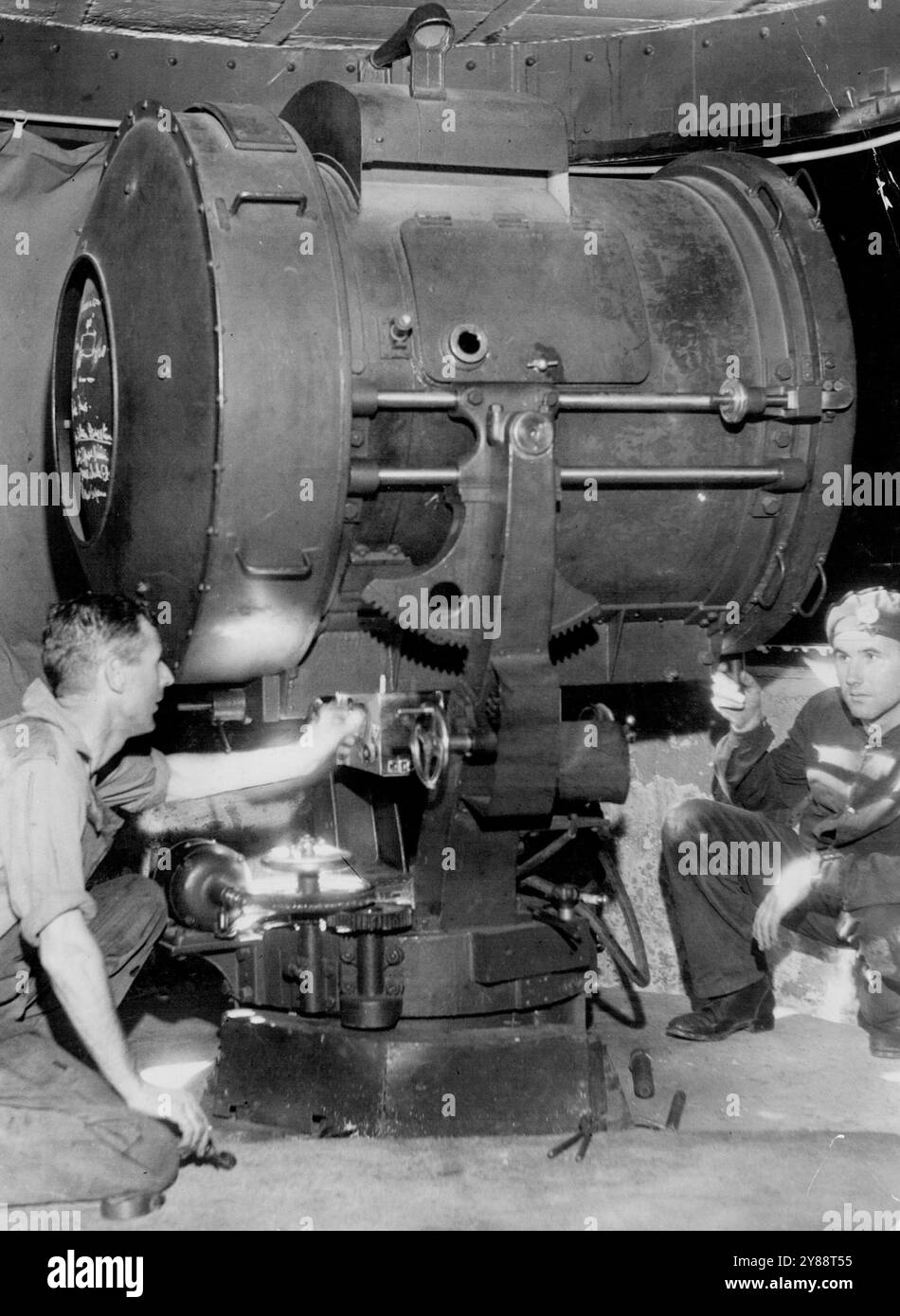 World war searchlight Black and White Stock Photos & Images - Alamy