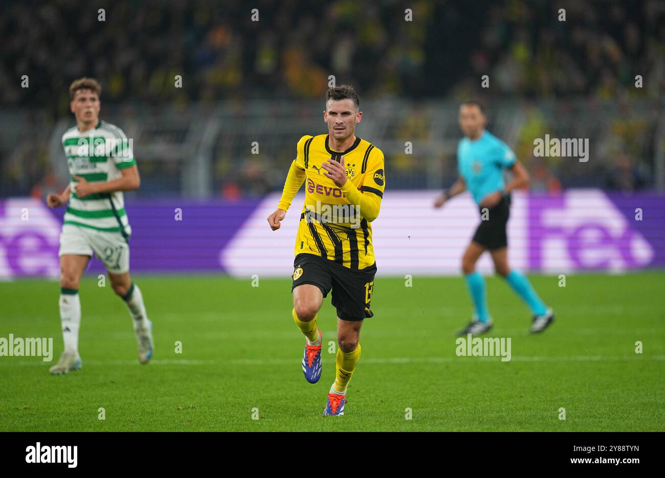 Dortmund, Germany. 1 October, 2024. Pascal Groß of Borussia Dortmund ...