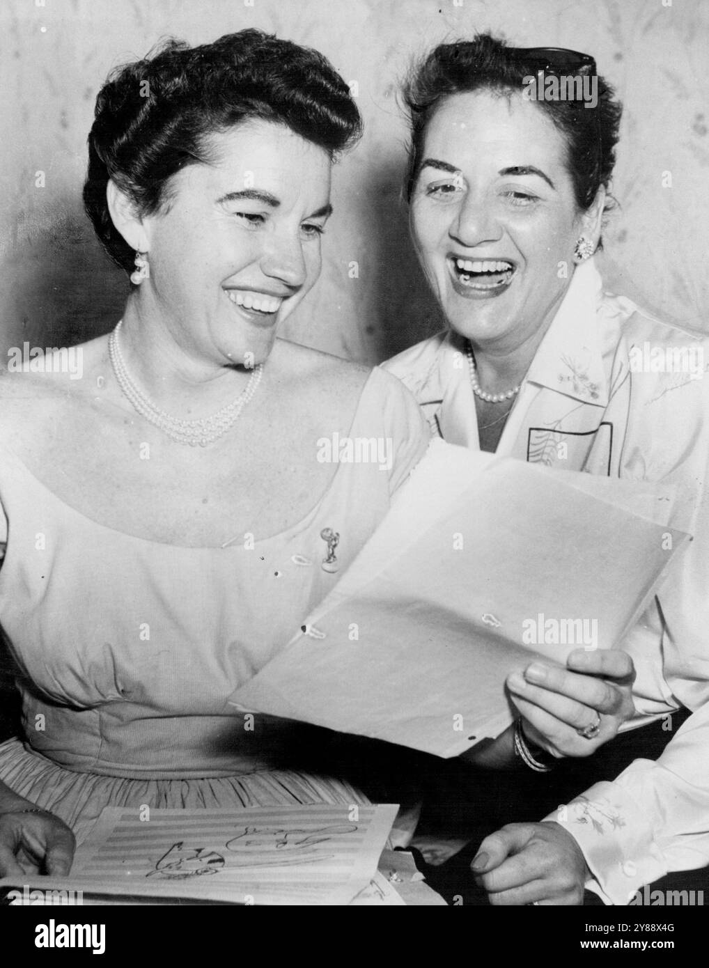 Miss Barbara Anderson The Andrew sisters. The Andrews sister look over ...