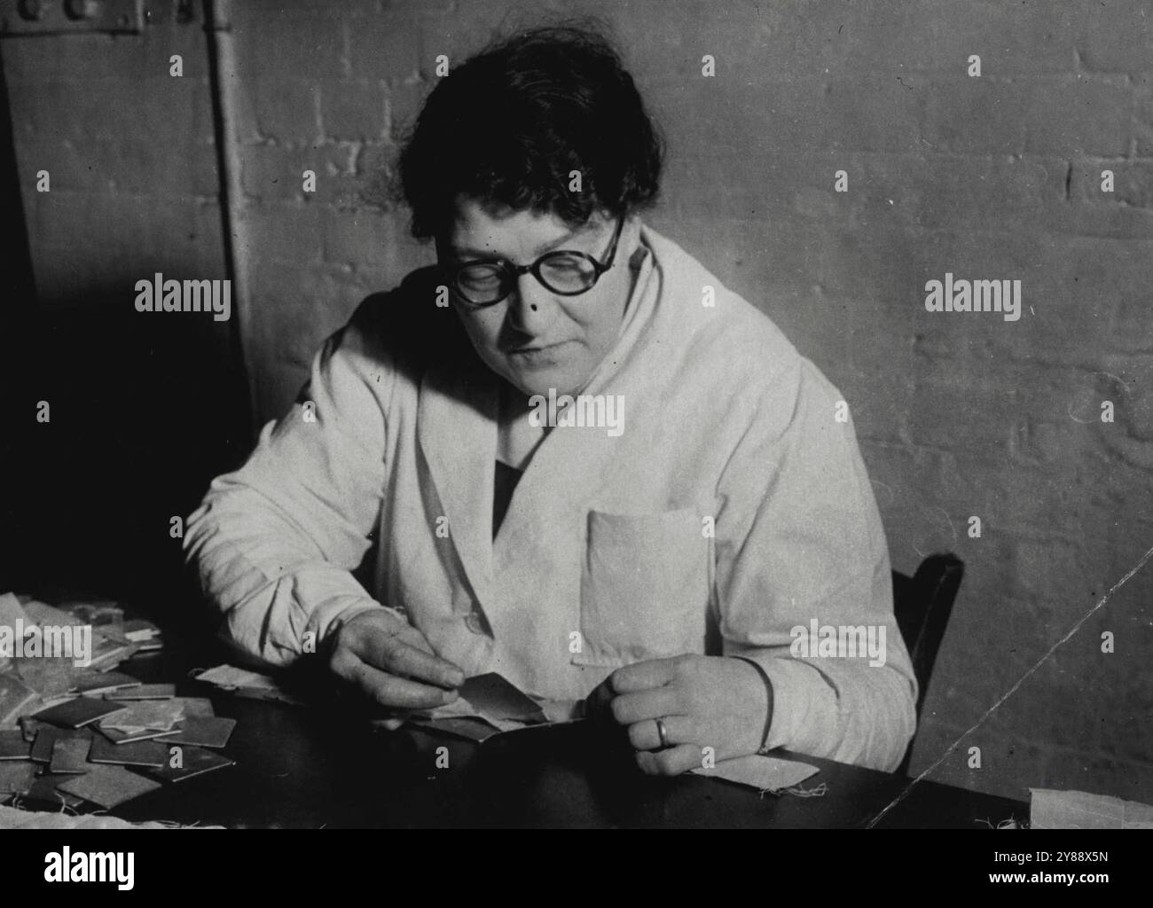 Mrs winifred collins hi-res stock photography and images - Alamy
