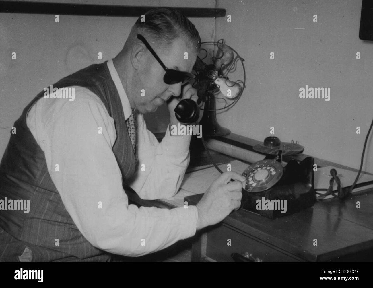 Blind Soldiers Airmen - War File. July 13, 1951 Stock Photo - Alamy