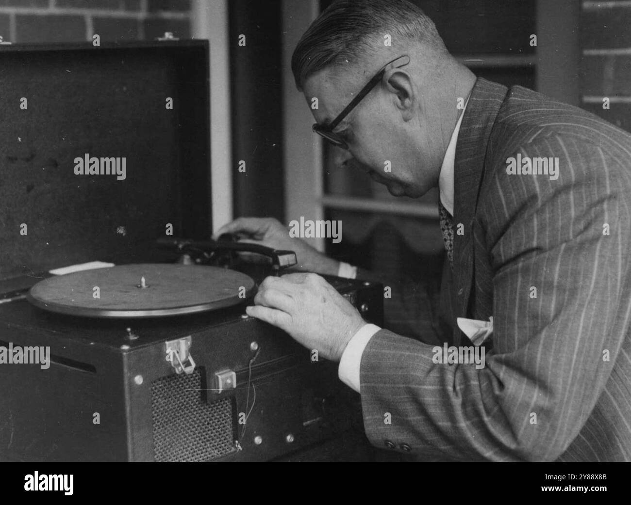 Blind Soldiers Airmen - War File. July 13, 1951 Stock Photo - Alamy