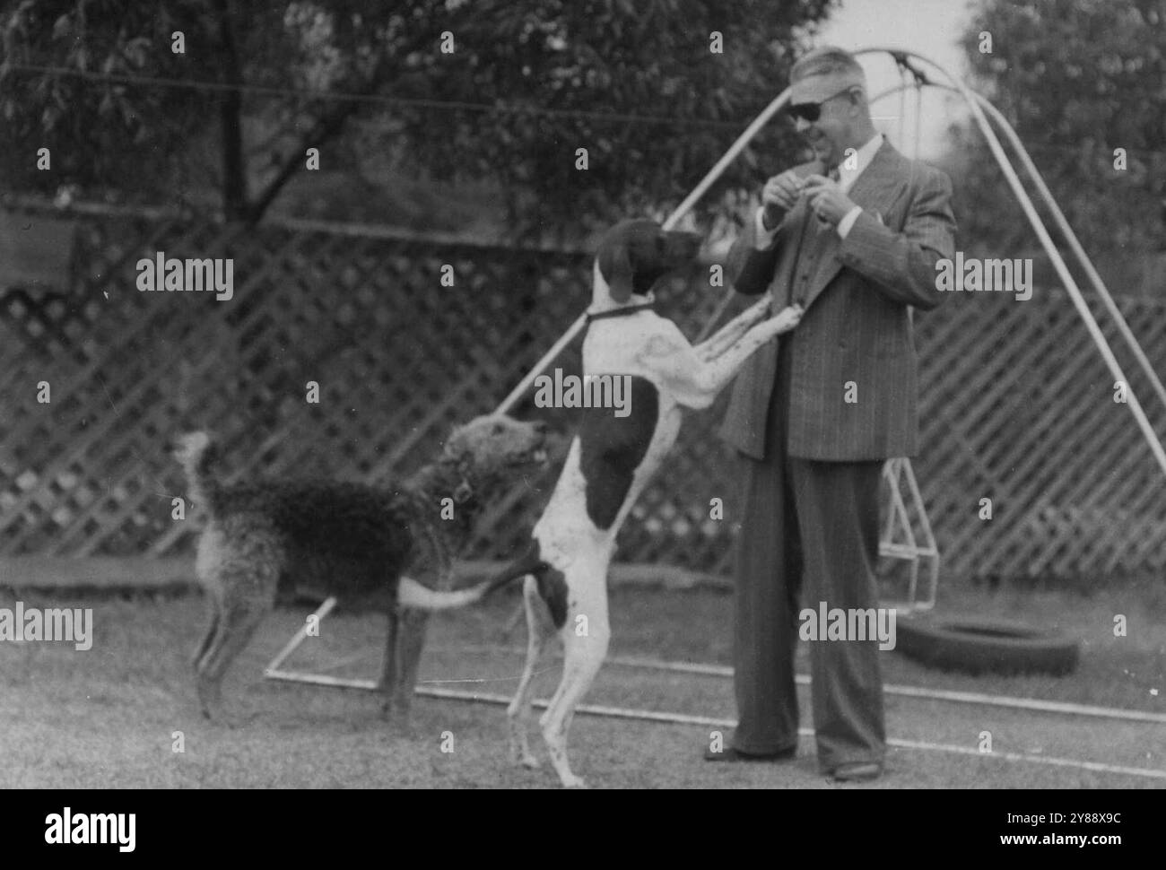 Blind Soldiers Airmen - War File. July 13, 1951 Stock Photo - Alamy