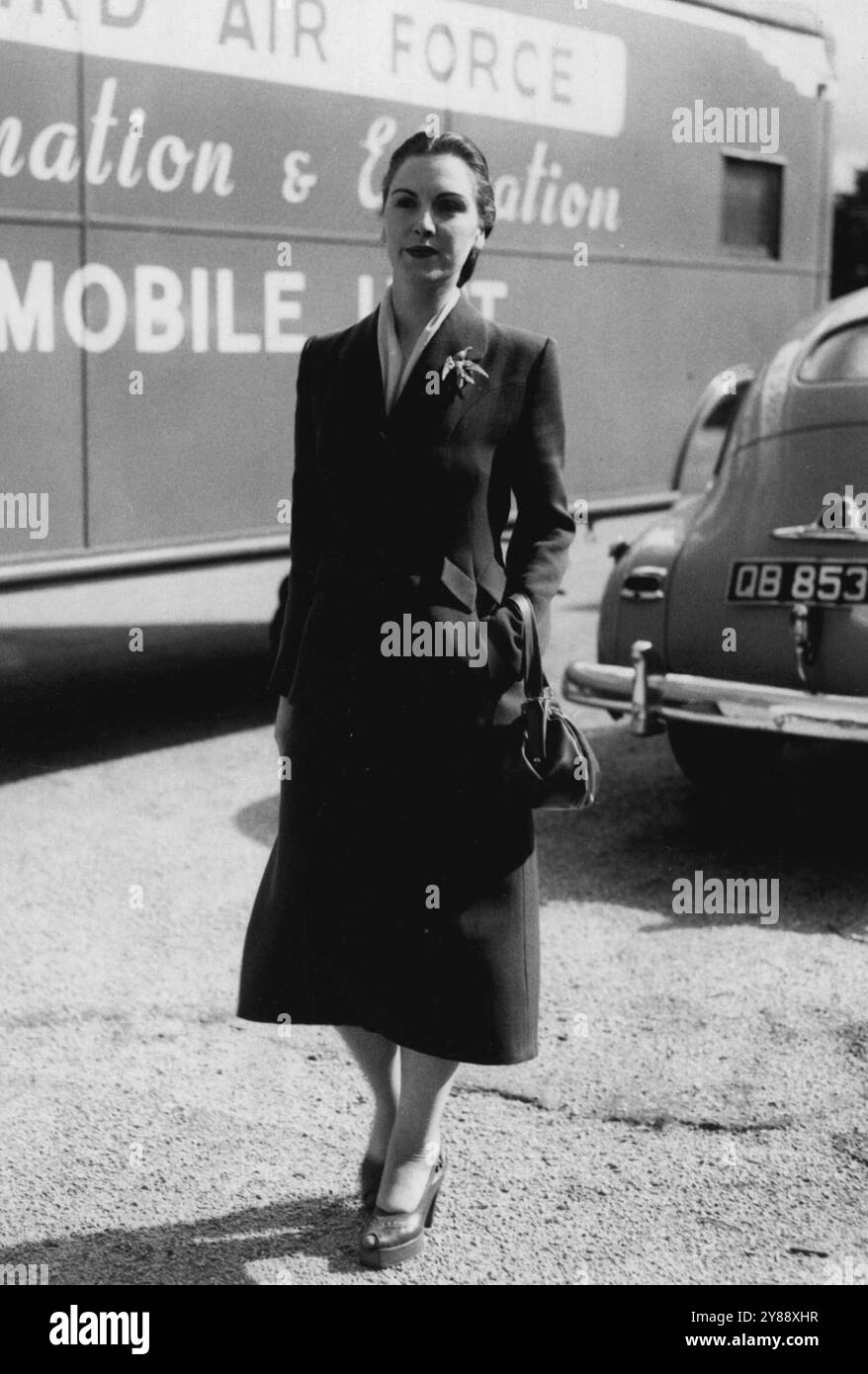 Miss margaret eva Black and White Stock Photos & Images - Alamy