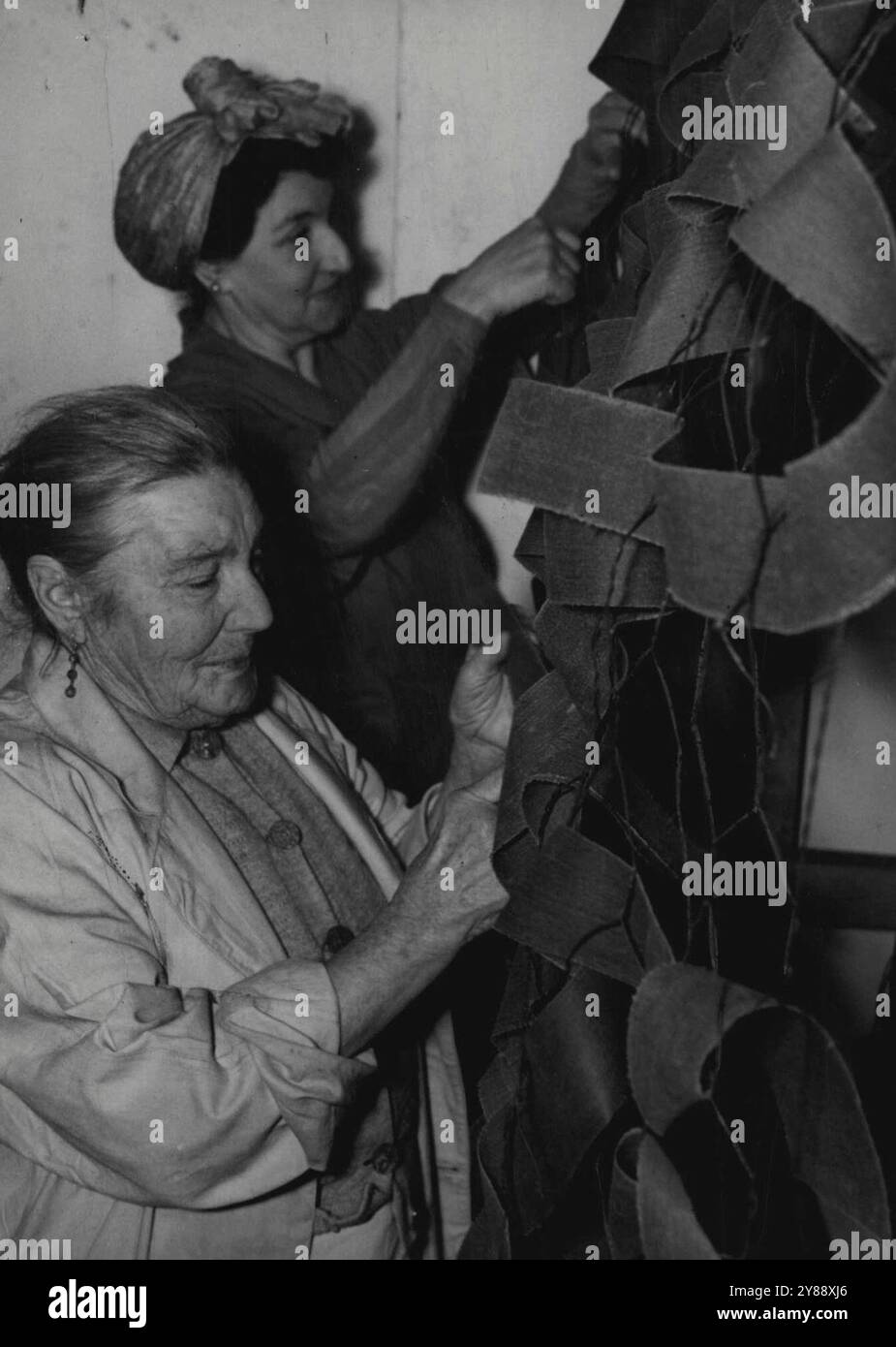 Mrs archie miller hi-res stock photography and images - Alamy