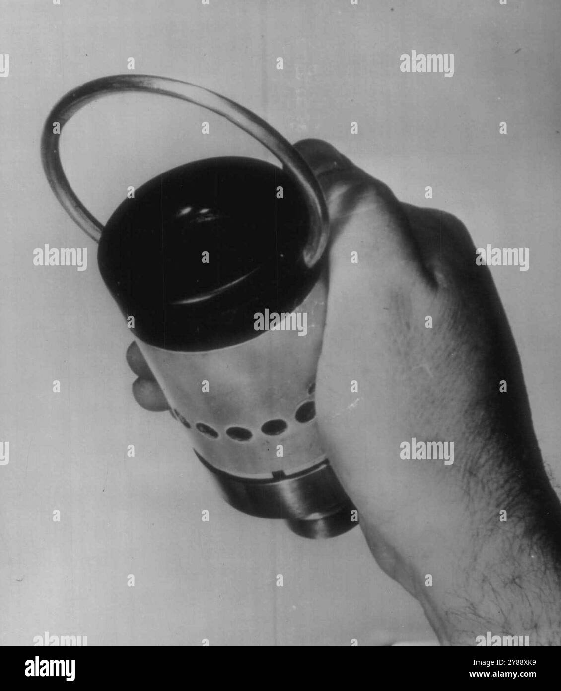 Experimental Model of Army's V-T fuse fits man's hand-here is picture ...