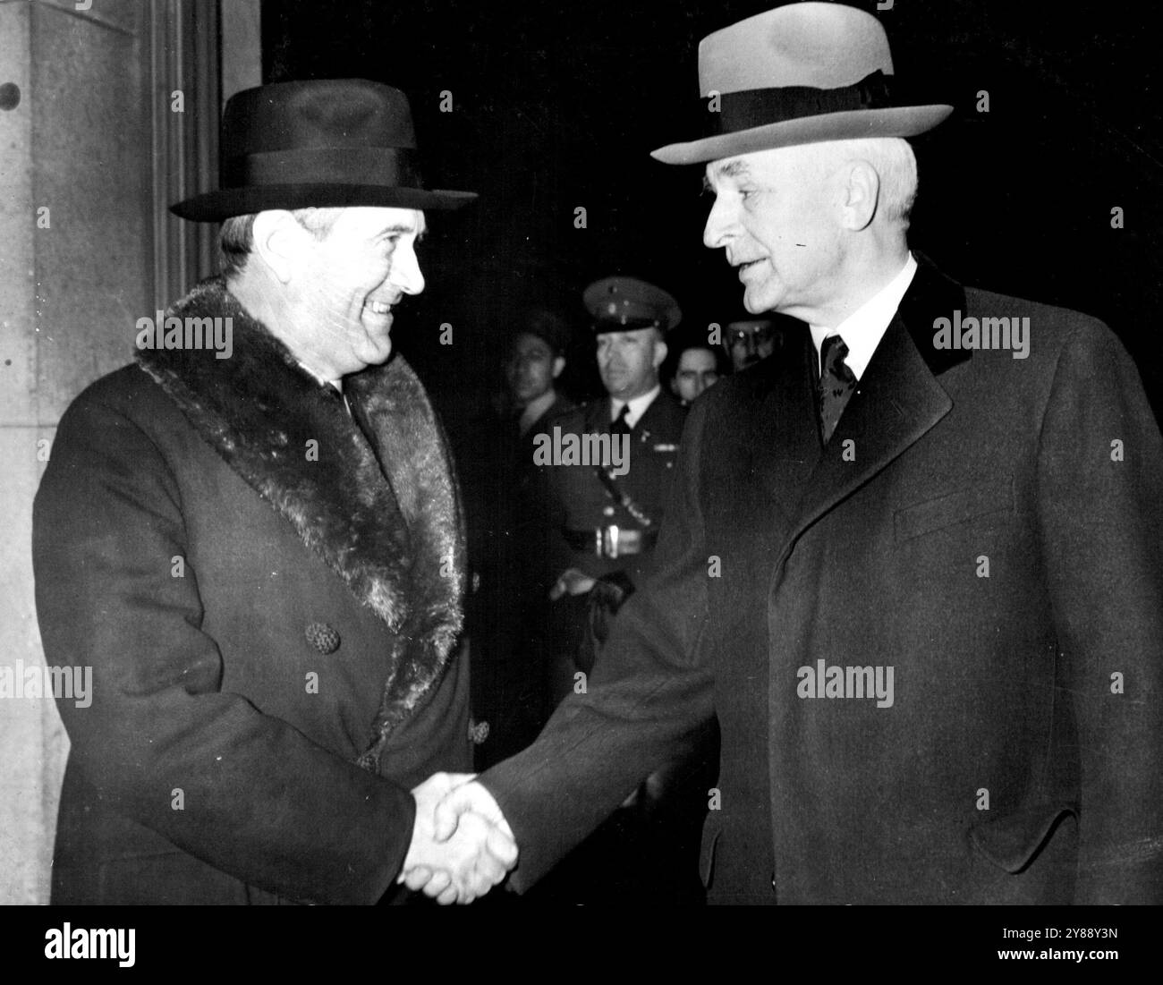 Hull Greets Aranha -- Secretary of State Cordell Hull (right) had a ...
