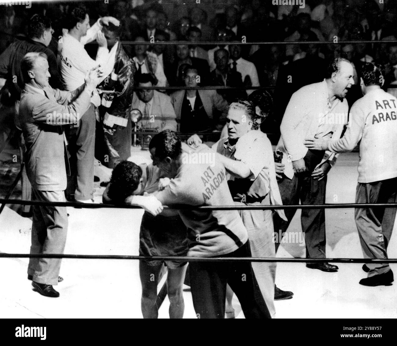 World lightweight title fight Black and White Stock Photos & Images - Alamy