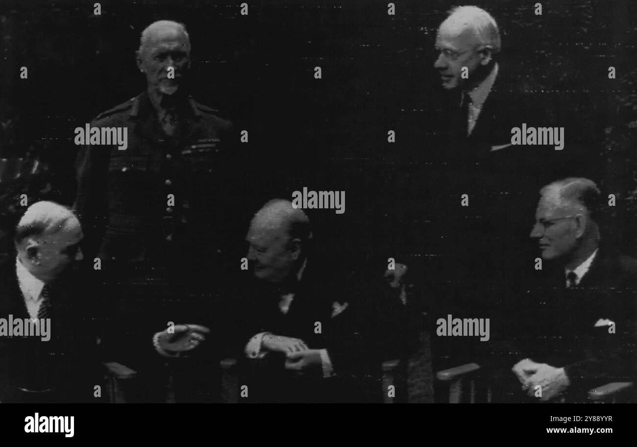 Prime Minister and empire Prime Ministers at 10 downing st - (L to R ...