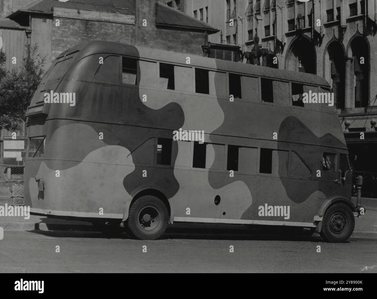 Camouflage (See Also France & Germany) - Military Misc. April 01, 1942 ...