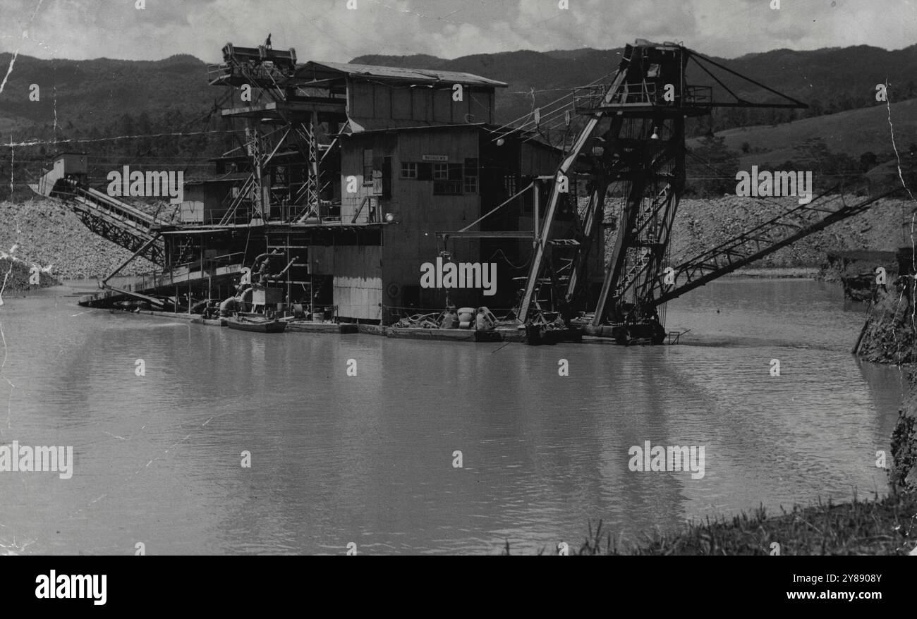 New Guinea series.Gold Dredging at the Bulolo Gold Dredging Co..The ...