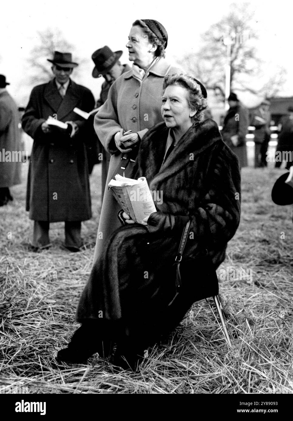 Mrs elizabeth graham hi-res stock photography and images - Alamy