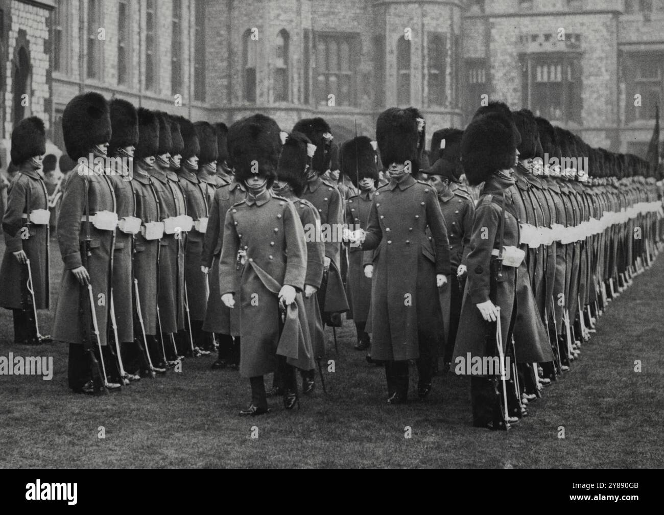 In ranks inspection hi-res stock photography and images - Alamy