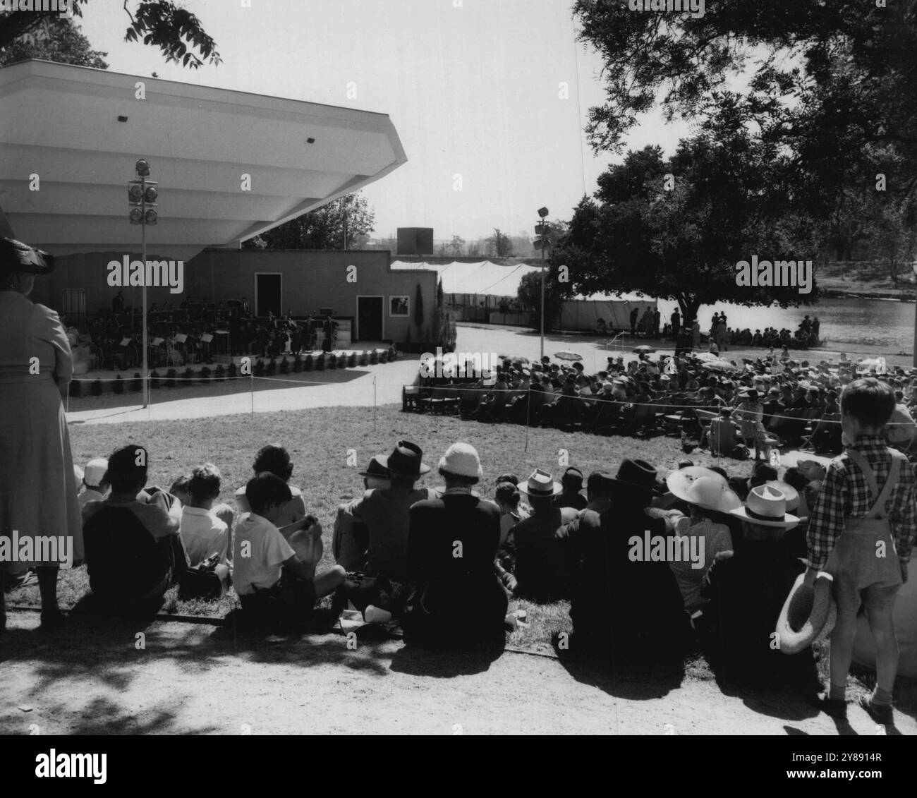 Elder Park. December 22, 1954 Stock Photo - Alamy