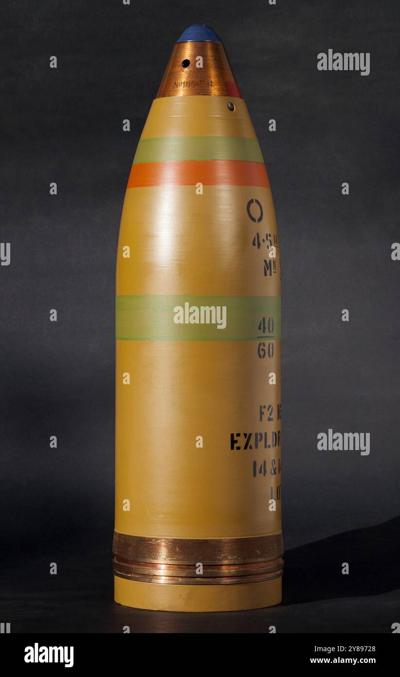 Shell H.E. Q.F. 4.5 Inch, Howitzer, Mk VII. British WW1 high explosive ...