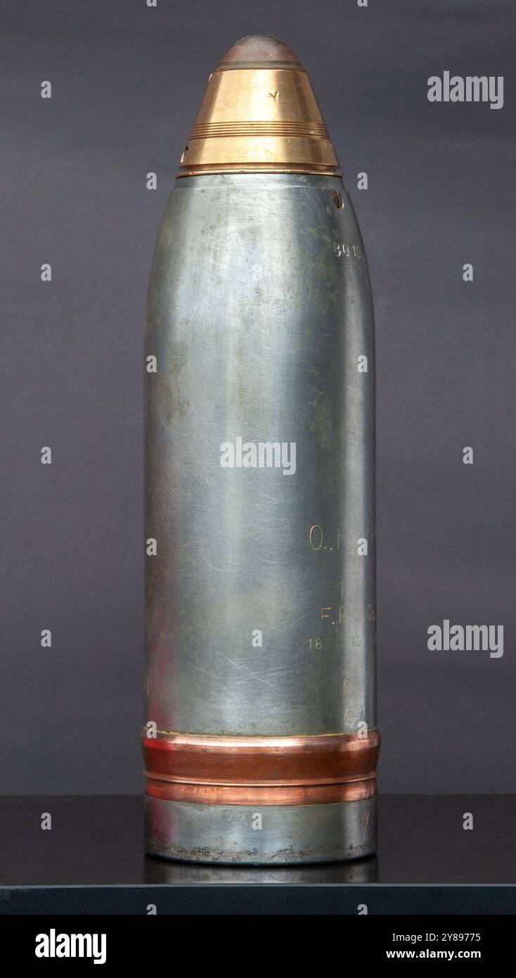 Shell, Q.F. 18 Pounder H.E. Shell, Mk II. Canadian manufactured High ...