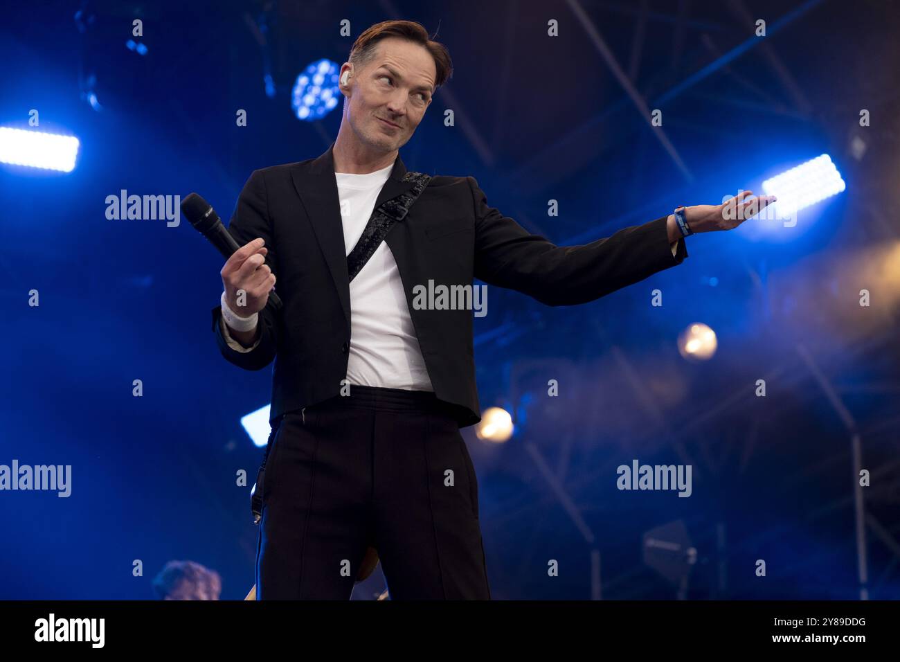 the feeling performing at Carfest 2024 Laverstoke Park Farm on August ...