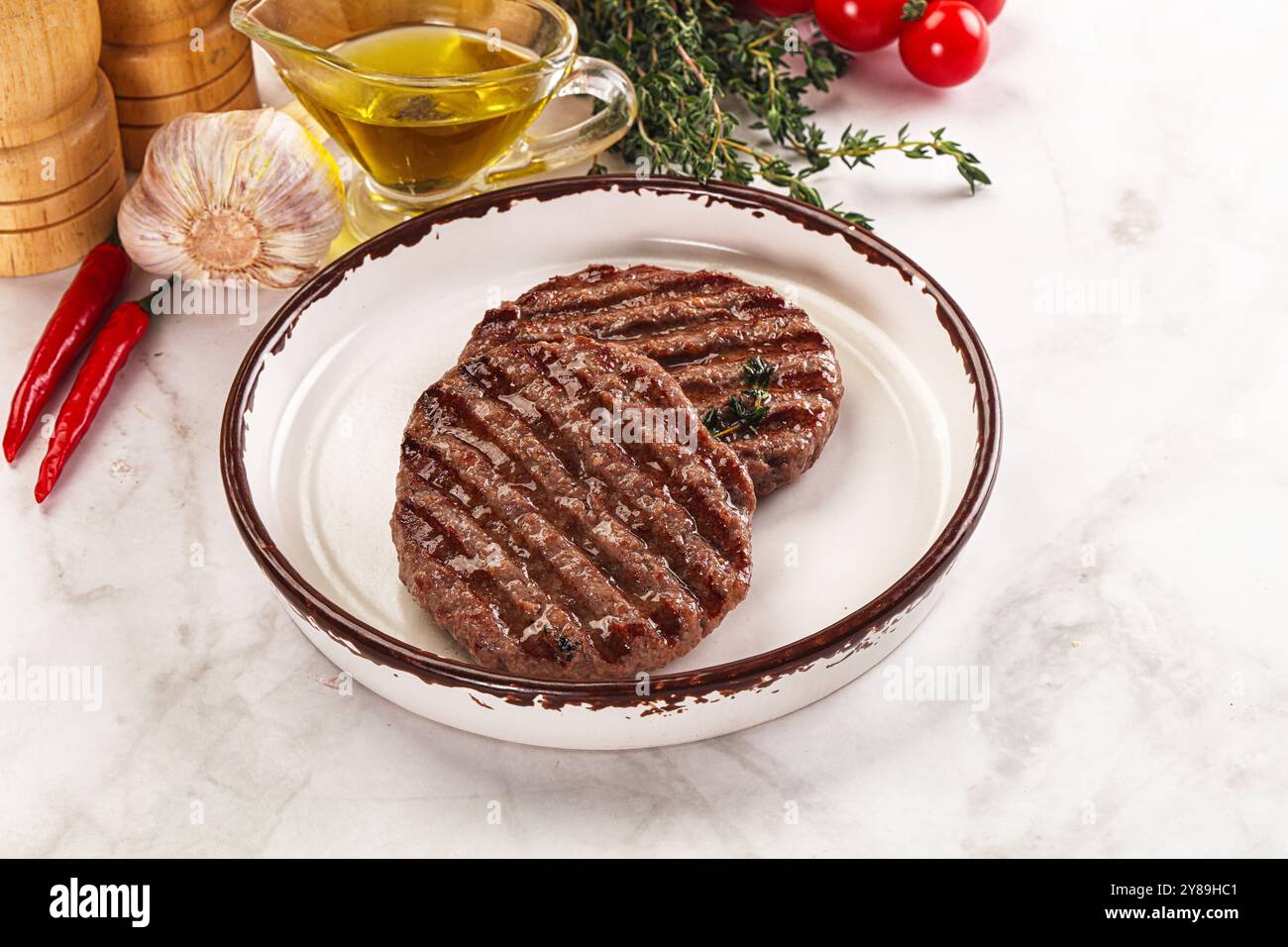 Grilled beef minced meat cutlet for burger Stock Photo - Alamy