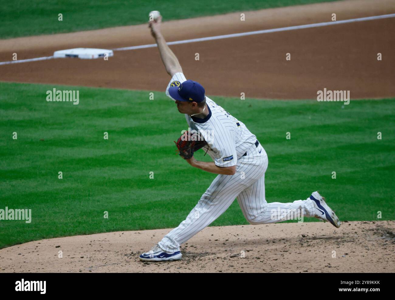 Milwaukee, United States. 03rd Oct, 2024. Milwaukee Brewers relief ...