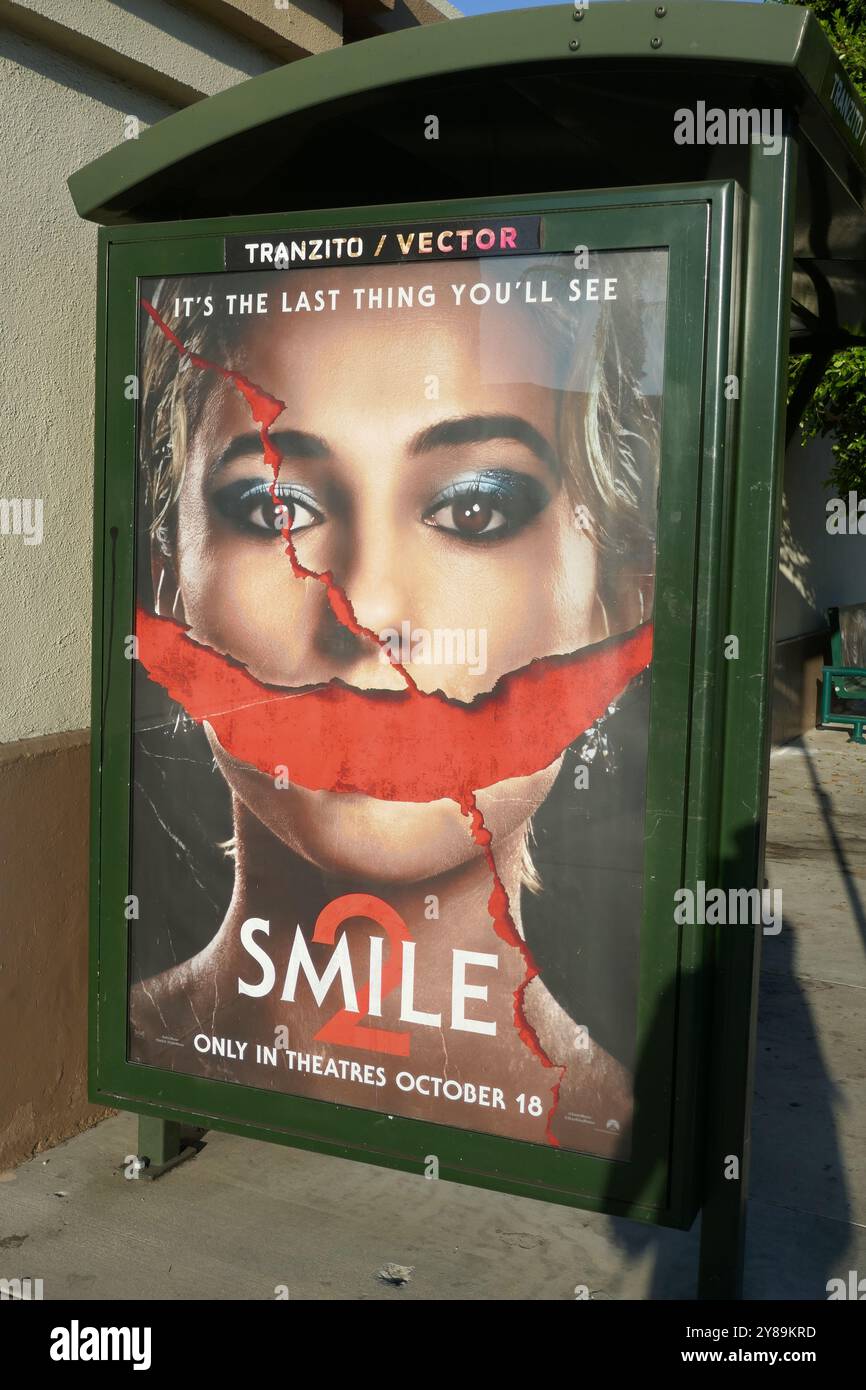 Los Angeles, California, USA 1st October 2024 Smile 2 Bus Stop at ...